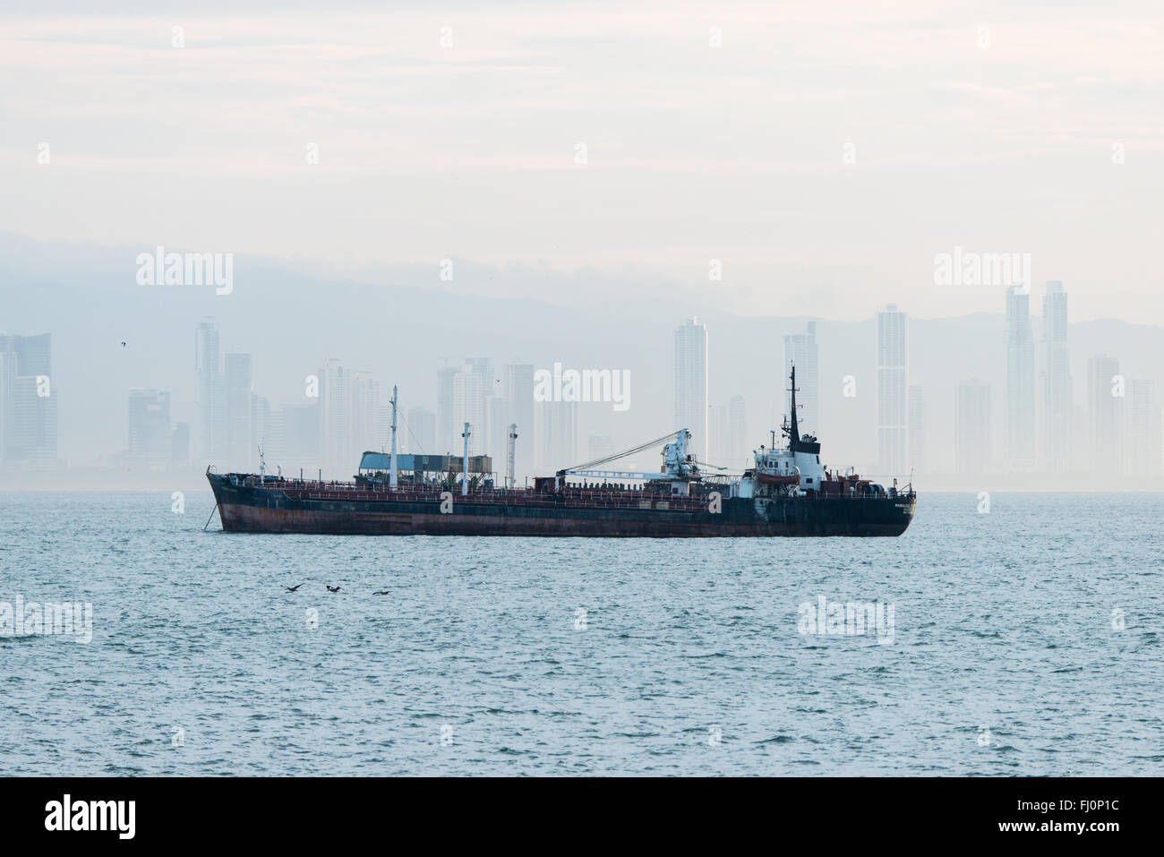 Ships Awaiting Panama Canal Transit Panama City Panama // PANAMA CANAL ...