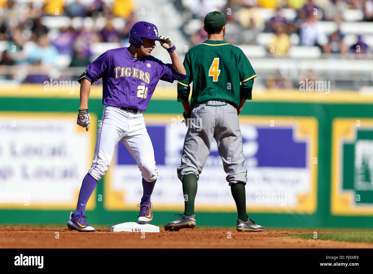Baton Rouge, LA, USA. 27th Feb, 2016. LSU Tigers outfielder Antoine ...