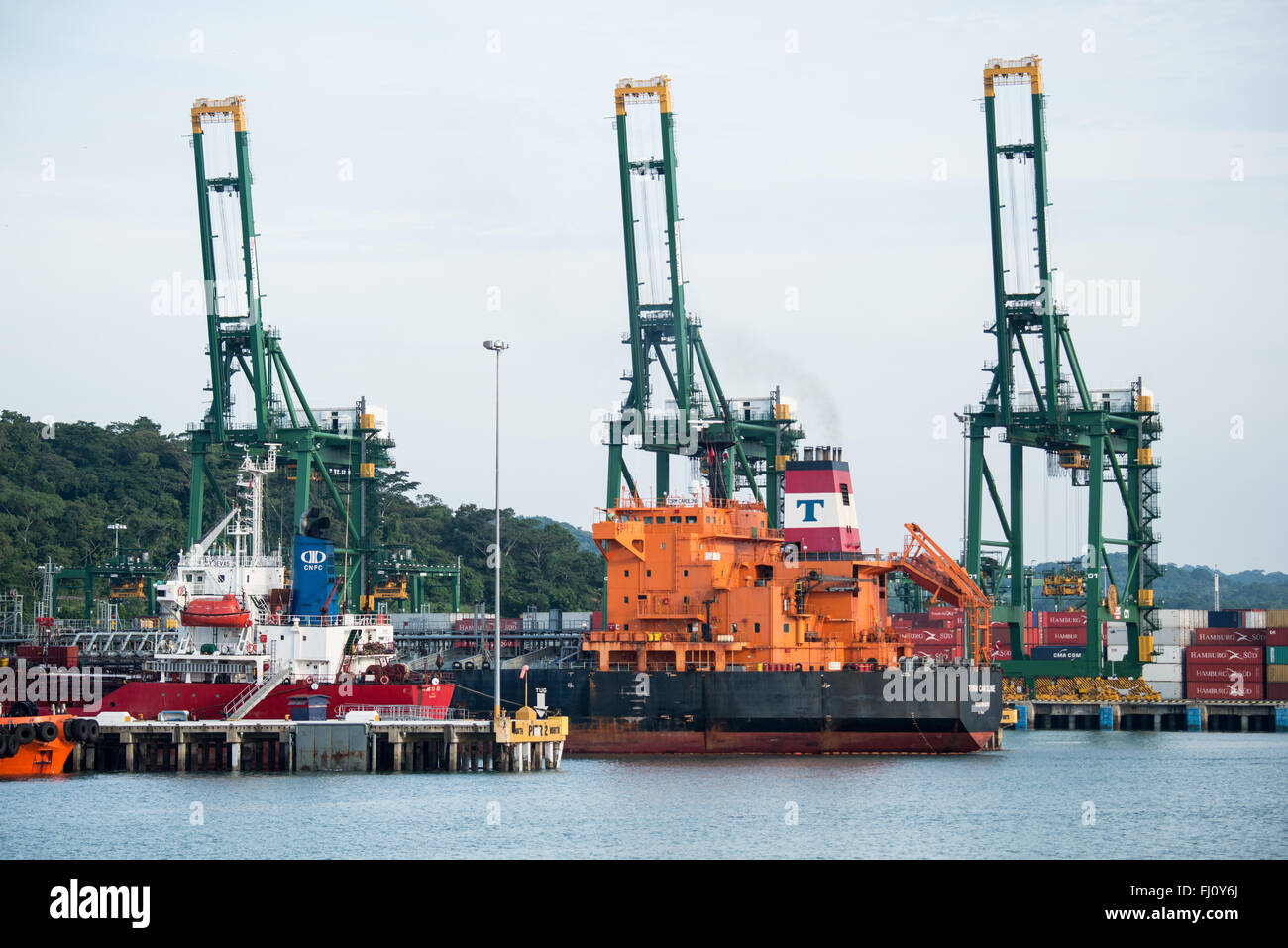 Pedro miguel canal de panama hi-res stock photography and images - Alamy