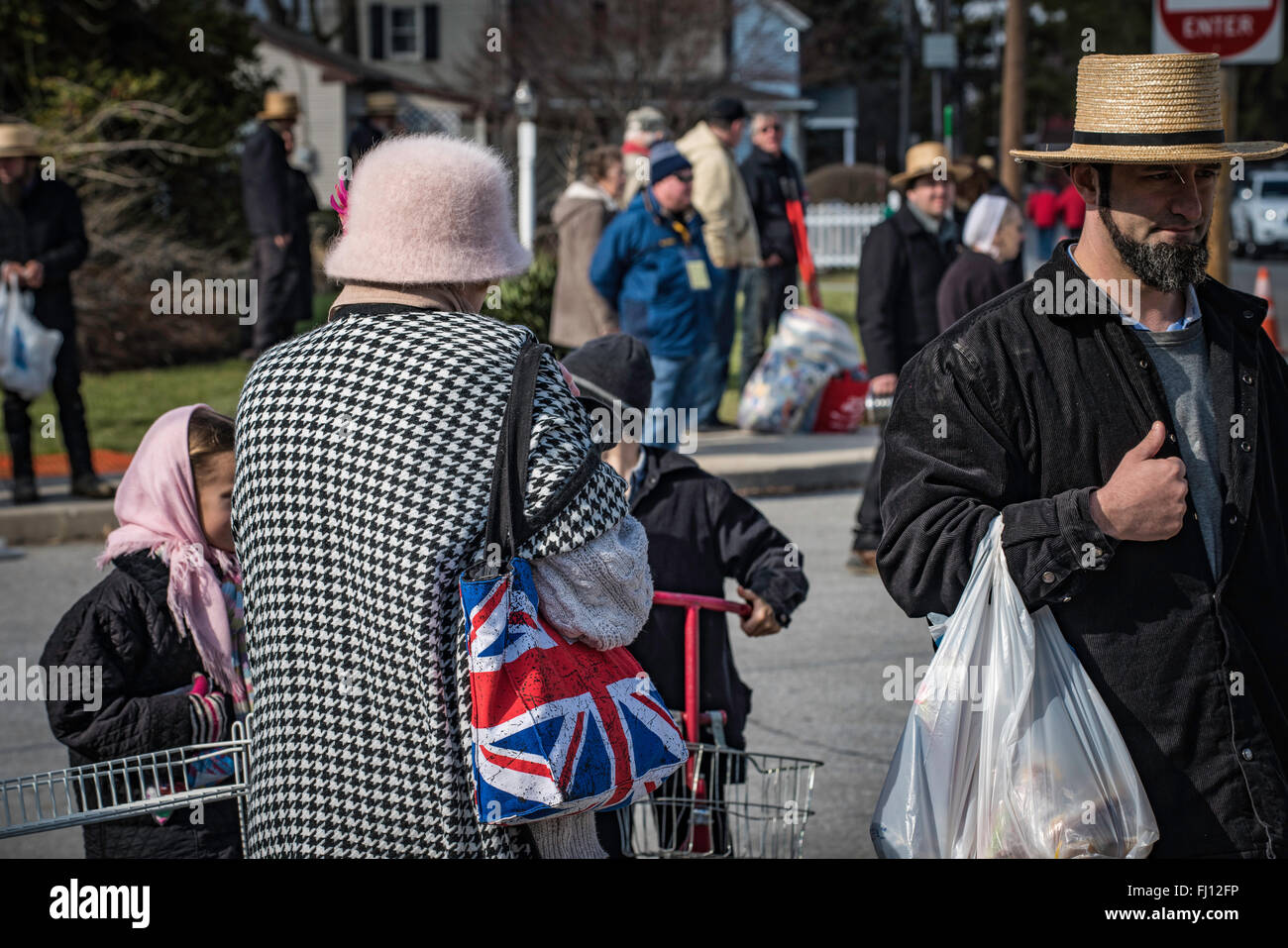 Lancaster, Pennsylvania, US. 27th Feb, 2016. Amish Mud Sale, held every ...
