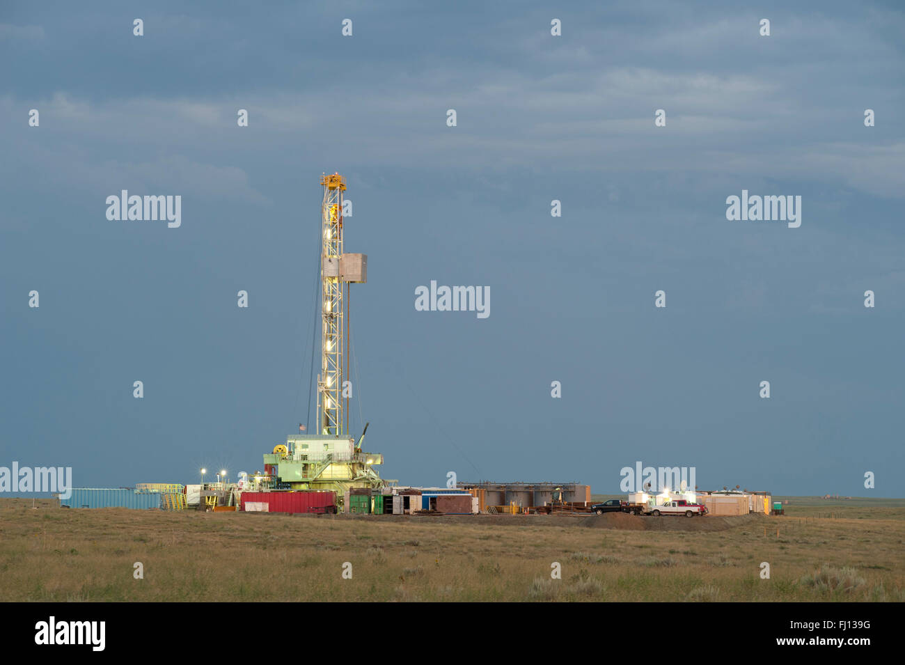 Drilling rig hi-res stock photography and images - Alamy