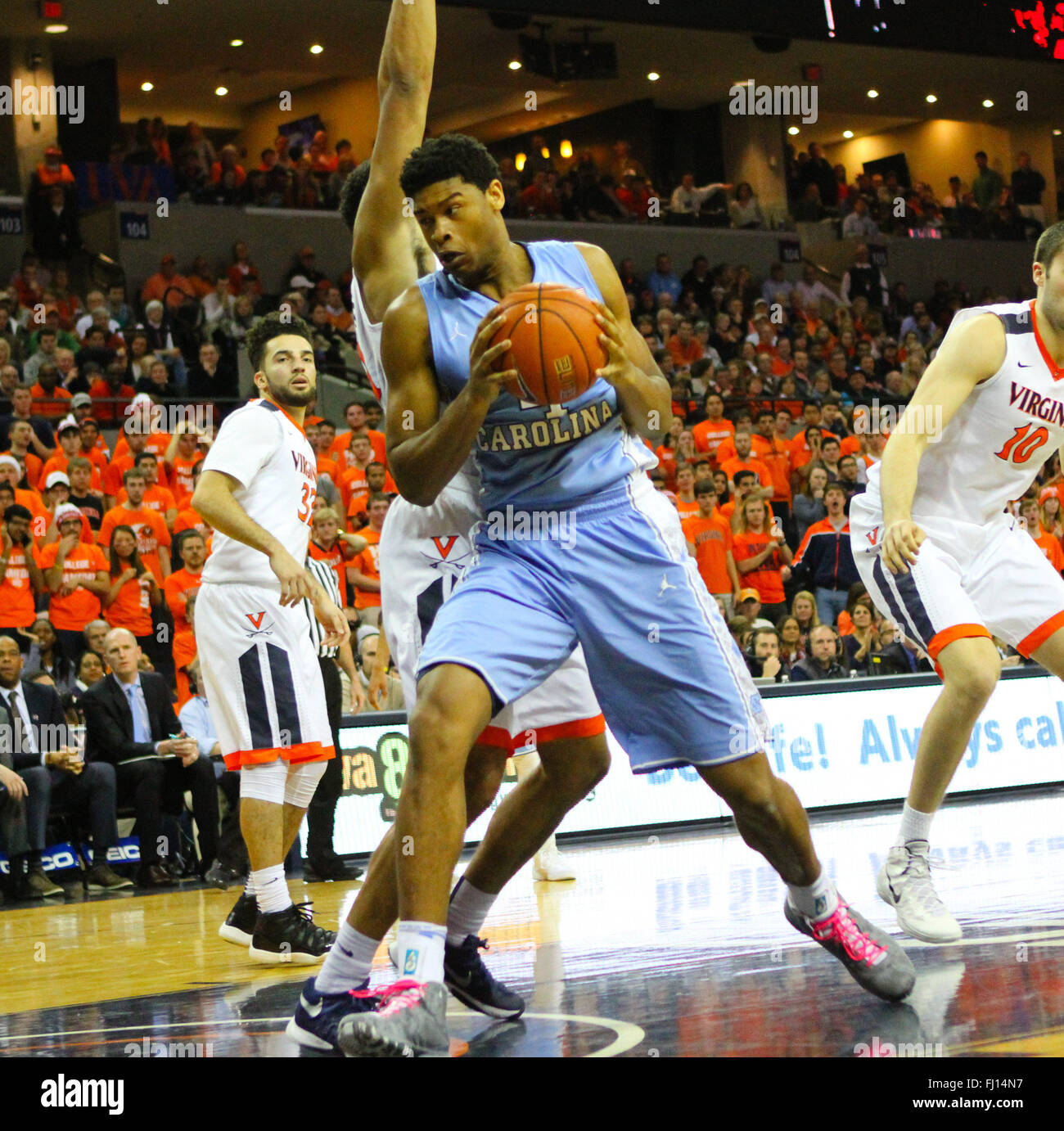 Charlottesville, VA, USA. 27th Feb, 2016. North Carolina Tar Heels ...