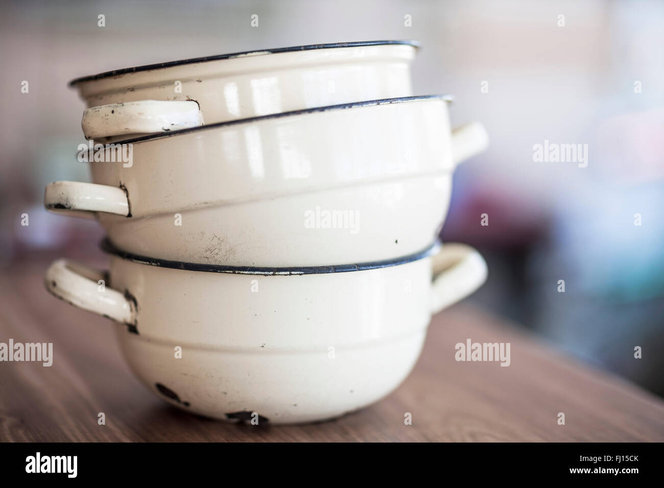 Three white pots hi-res stock photography and images - Alamy