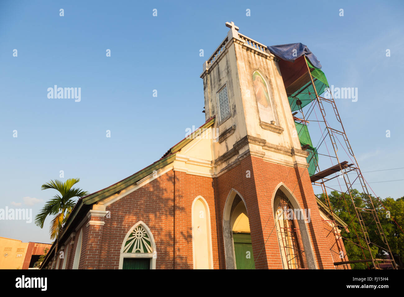 Laos french colonial architecture hi-res stock photography and images ...