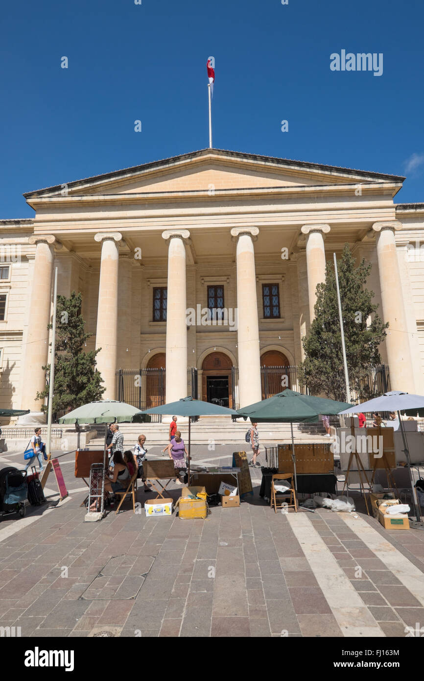 Market stalls valletta malta hi-res stock photography and images - Alamy