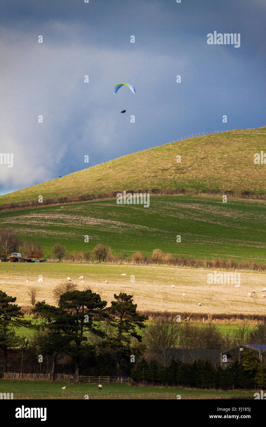Hang gliding hi-res stock photography and images - Alamy