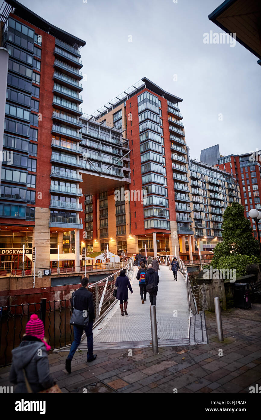 Spinningfields apartments Manchester Leftbank development pedestrian ...