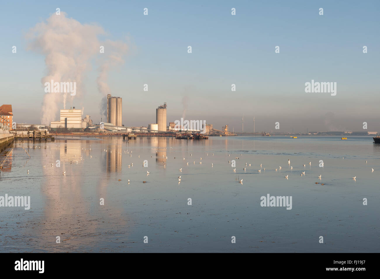 Tall cement works chimneys hi-res stock photography and images - Alamy