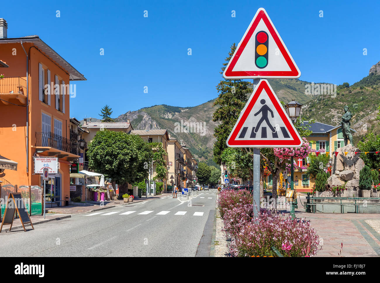 Road signs in france hi-res stock photography and images - Alamy