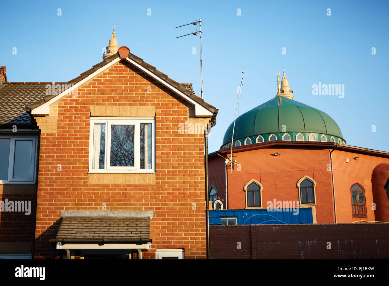 jamia masjib Central Mosque Rochdale Central Mosque Rochdale (CMR ...