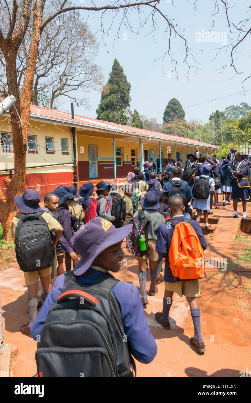 Rural school children walking africa hi-res stock photography and ...