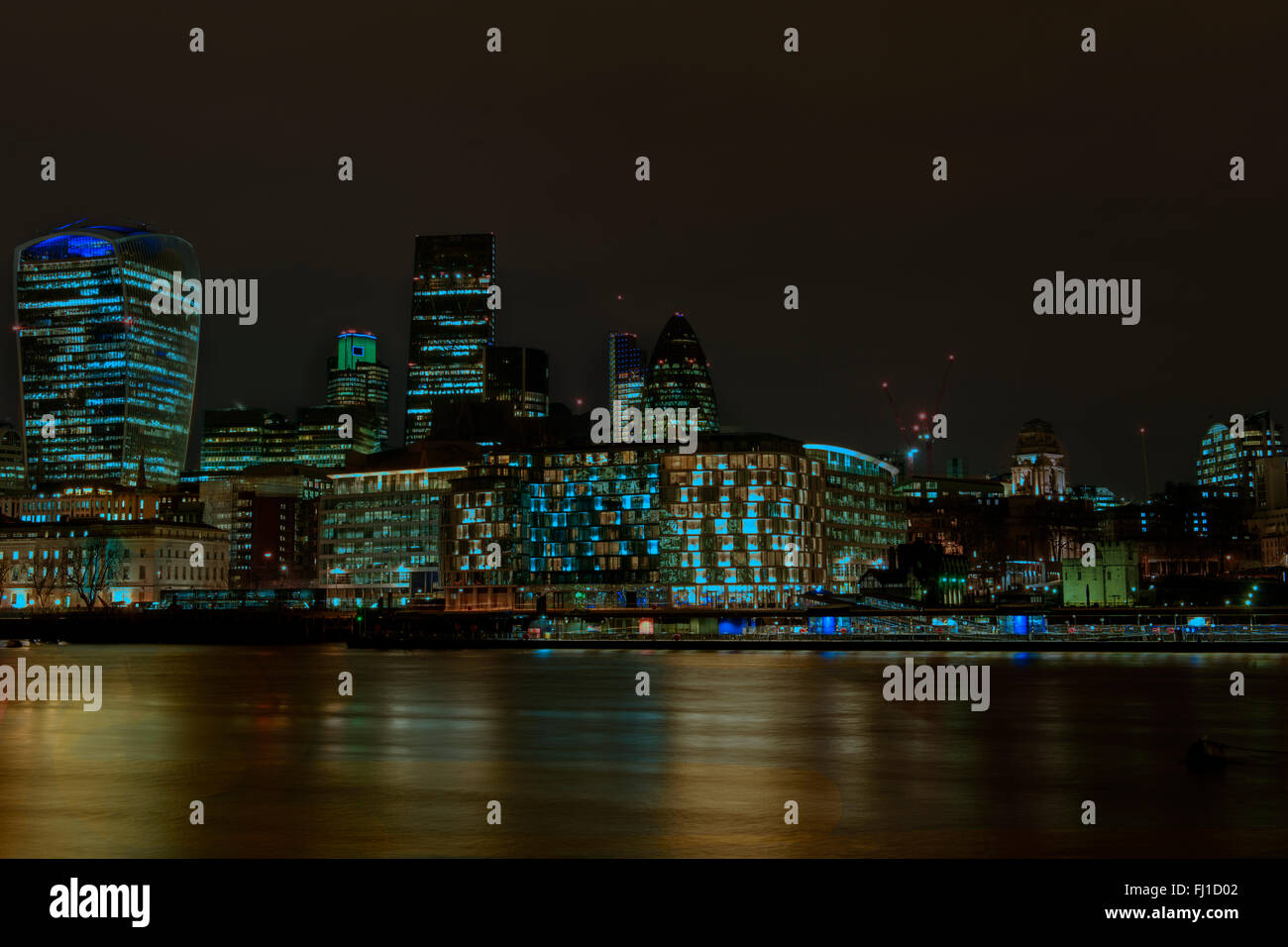 Tower of London, Tower Bridge at night Stock Photo - Alamy