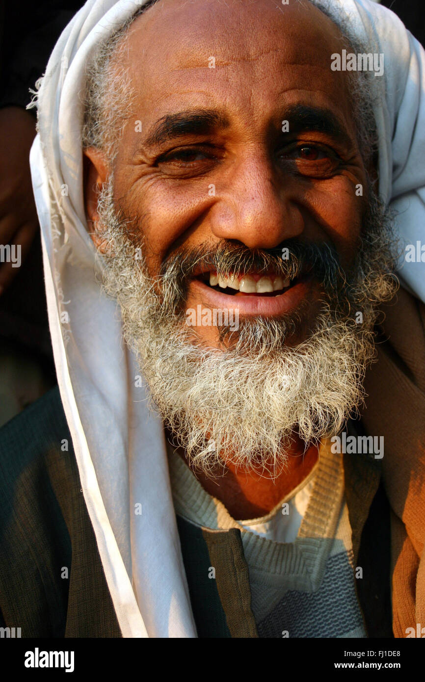 Egyptian boy camera hi-res stock photography and images - Alamy
