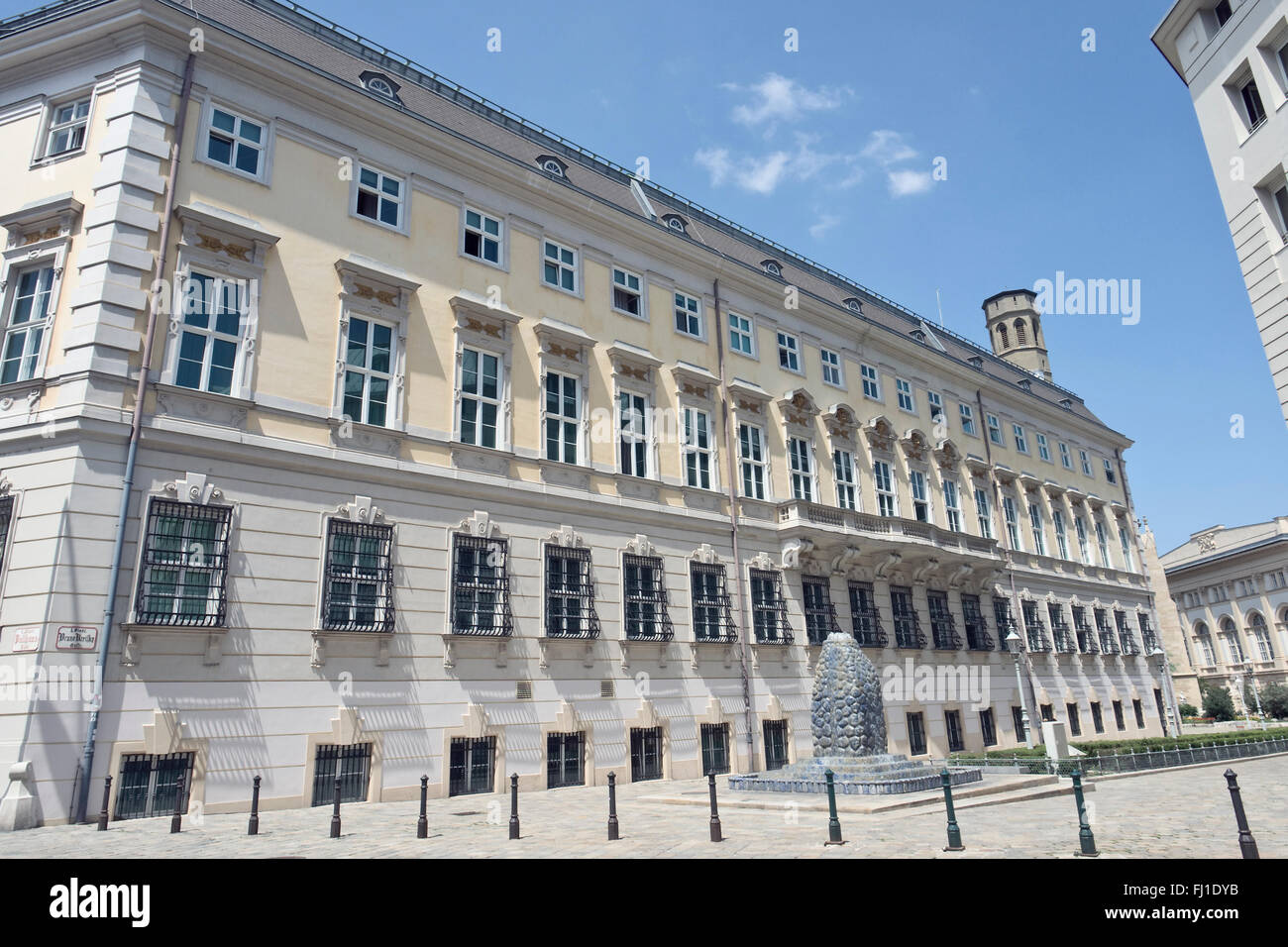 Austria, Vienna, Bruno-Kreisky-Gasse, side façade of the ...