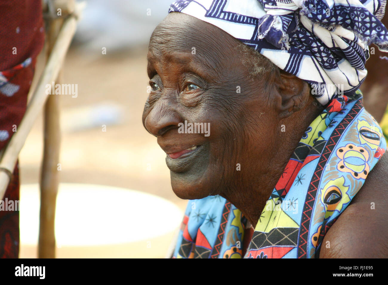 Portrait older woman in profile hi-res stock photography and images - Alamy
