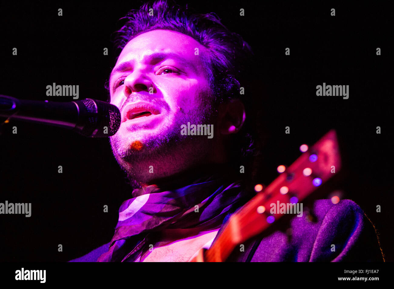 Adam singer hi-res stock photography and images - Alamy
