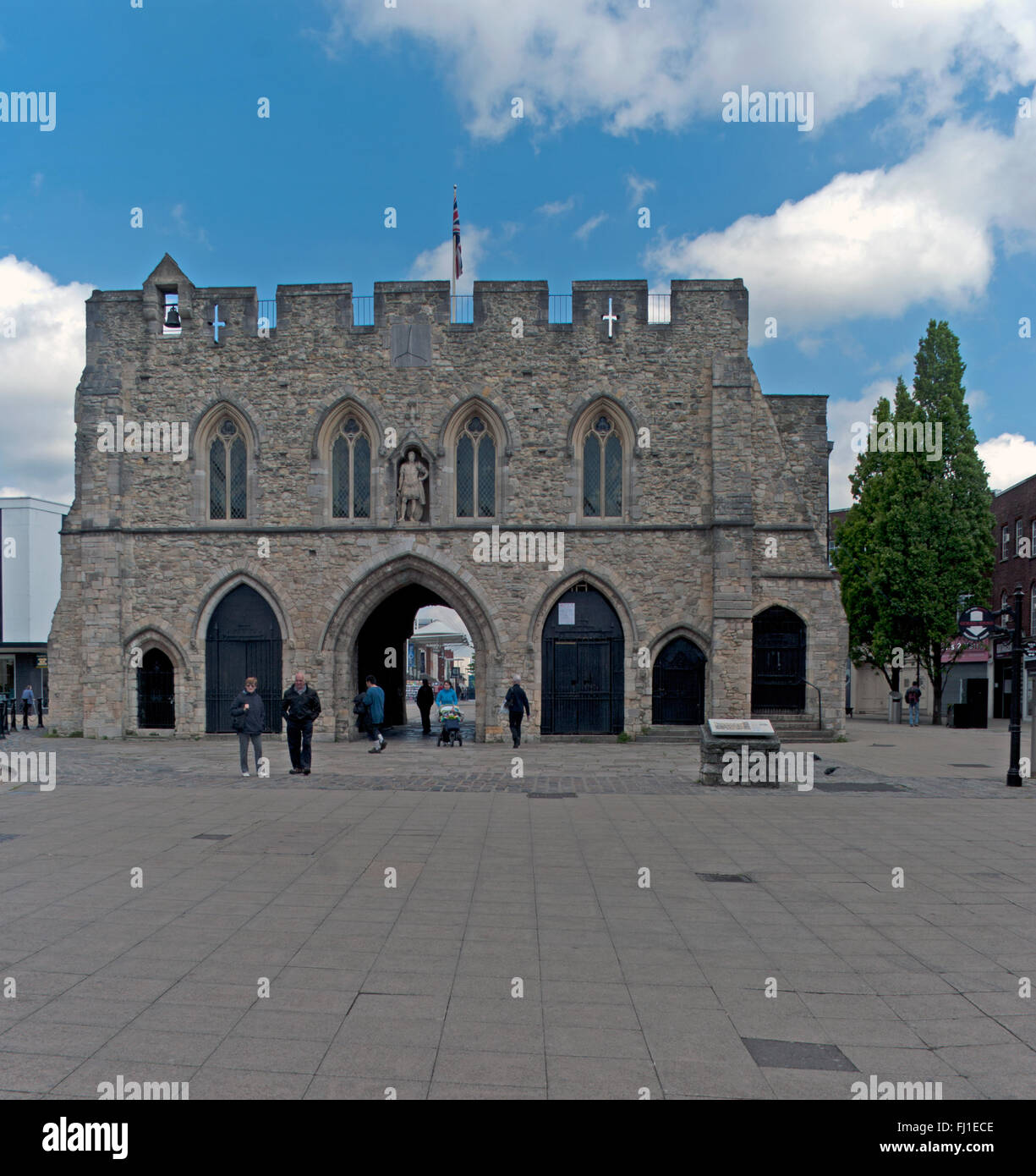 Medieval gate bargate hi-res stock photography and images - Alamy