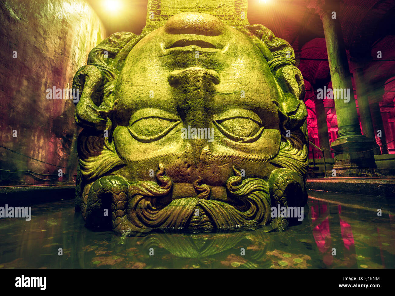 Inverted architecture hi-res stock photography and images - Alamy