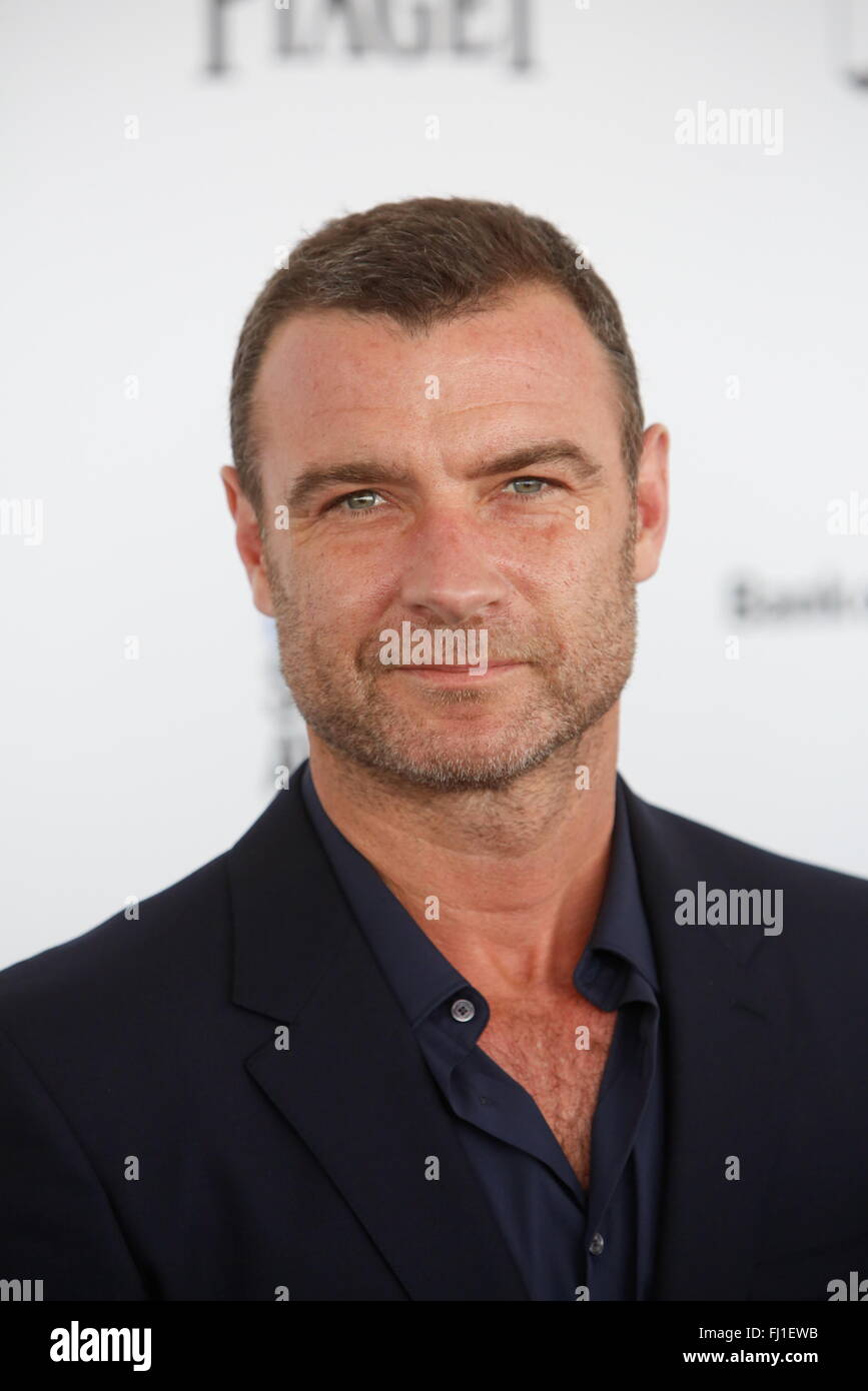 Santa Monica, Los Angeles, California, USA. 27th Feb, 2016. Actor Liev ...