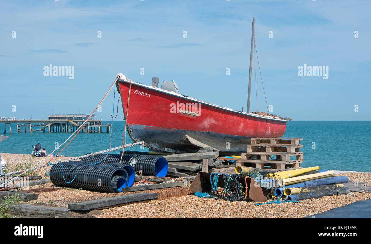 Deal fishing boat hi-res stock photography and images - Alamy
