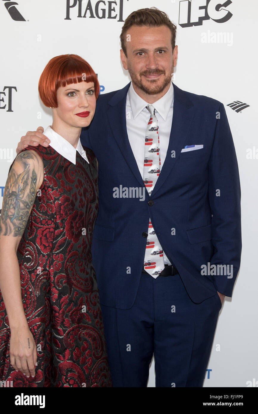 Jason segel alexis mixter hi-res stock photography and images - Alamy