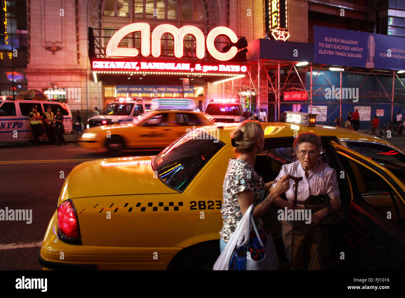 Manhattan , New York City , architecture, people and daily life Stock ...
