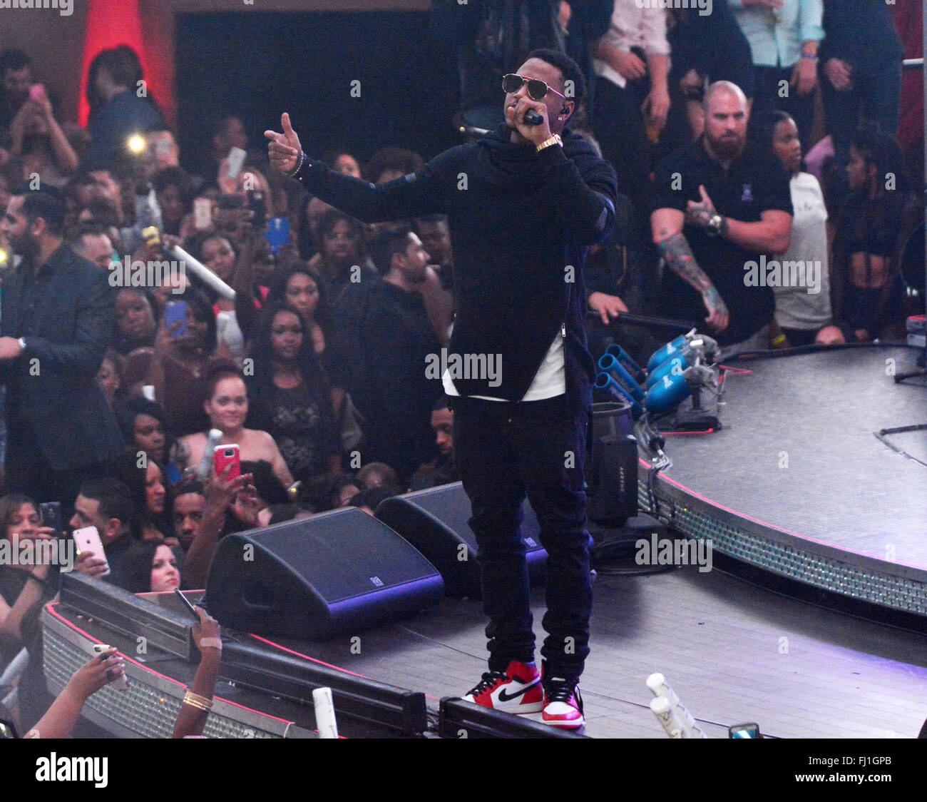 Las Vegas, Nevada, USA. 28th Feb, 2016. Singer Trey Songz delivers ...