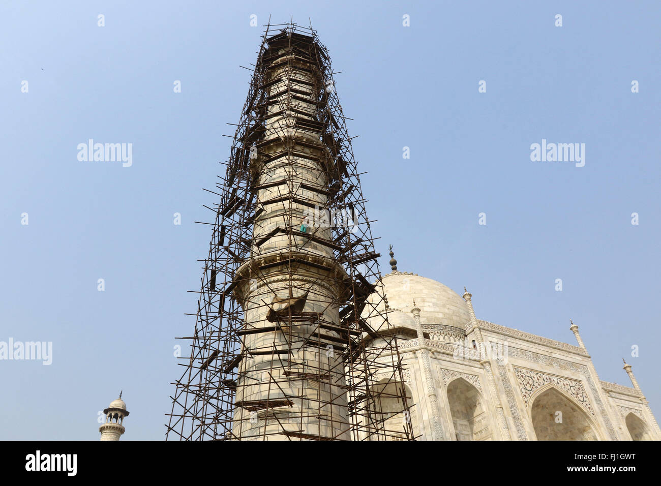 Taj mahal pillar cleaning hi-res stock photography and images - Alamy