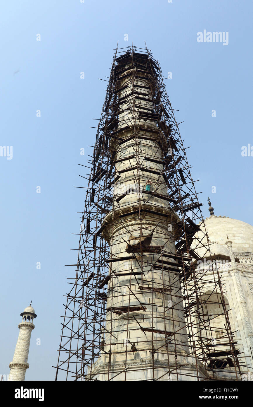 Taj Mahal white marble mausoleum pillar renovation Mughal architecture ...