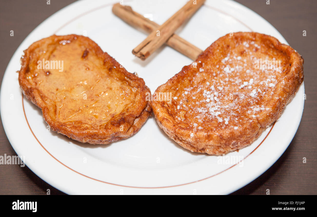 Traditional Holy week torrijas on plate, Spain Stock Photo - Alamy