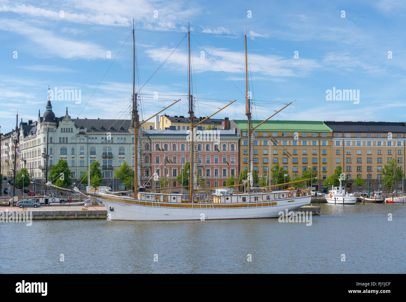 Linden Sailing Ship Stock Photo - Alamy