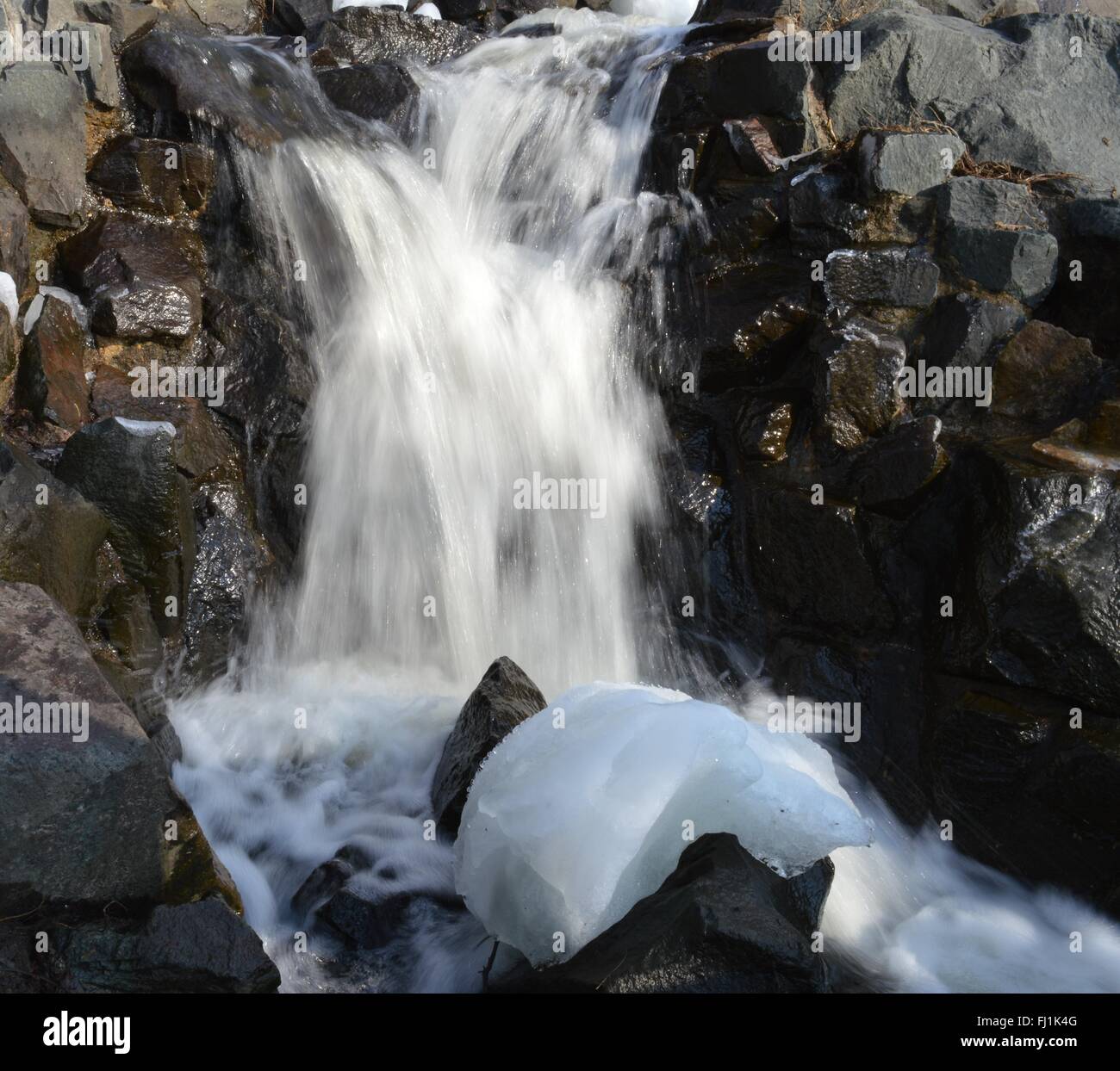 Waterfall During Winter Stock Photo - Alamy