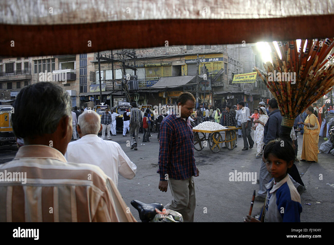 Indian crowd hi-res stock photography and images - Alamy