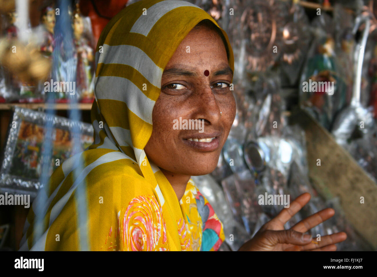 Rajasthani woman hi-res stock photography and images - Alamy
