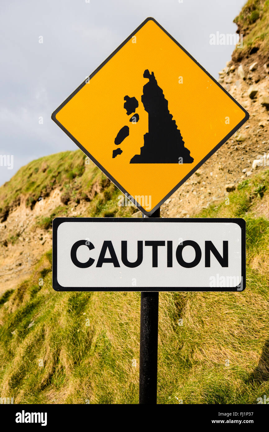 Landslide warning sign hi-res stock photography and images - Alamy
