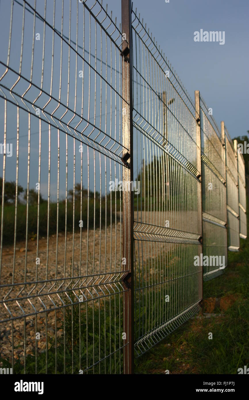 Welded wire fence Stock Photo - Alamy
