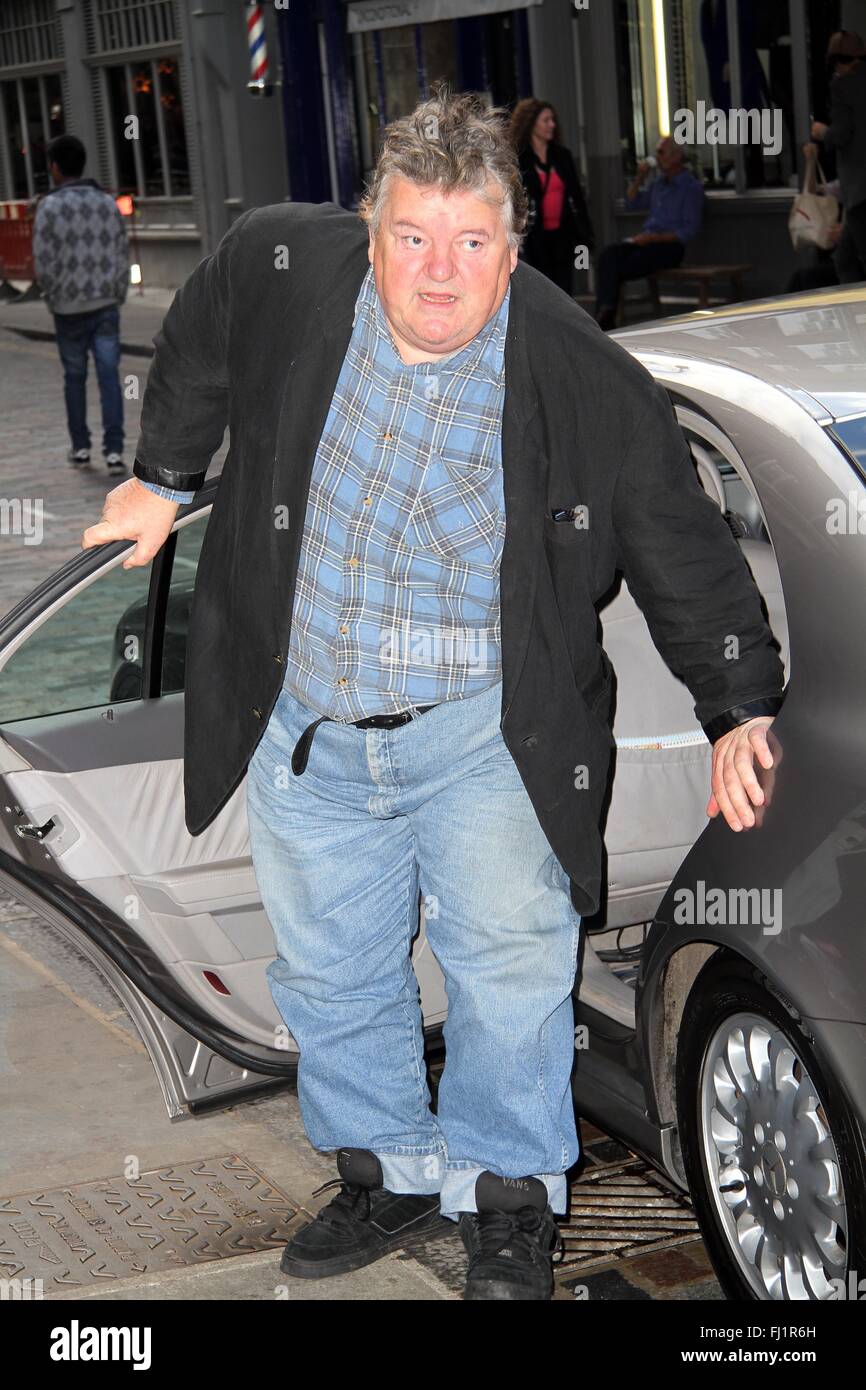 Actor robbie coltrane hi-res stock photography and images - Alamy