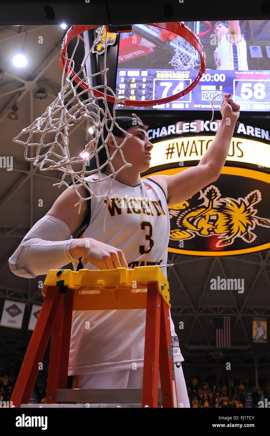 February 27, 2016:Wichita State Shockers guard Evan Wessel (3) cuts ...