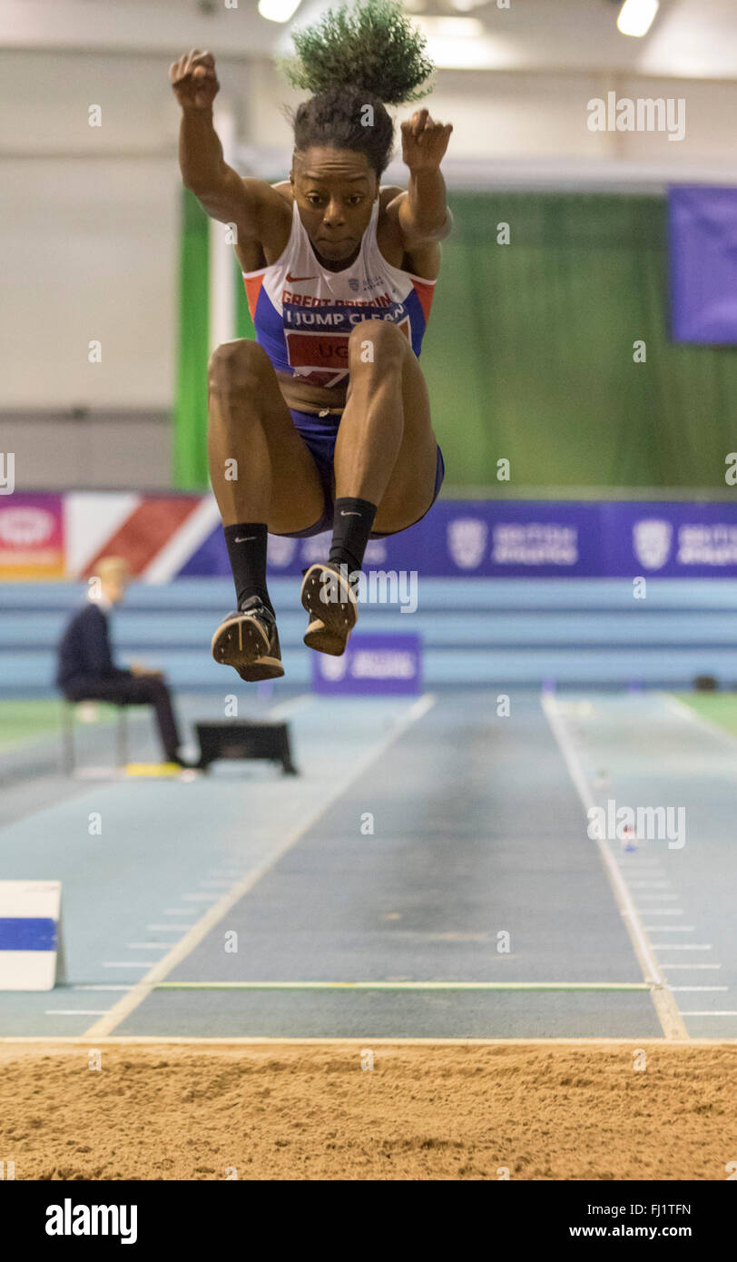 Long jump british athletics indoor hi-res stock photography and images ...