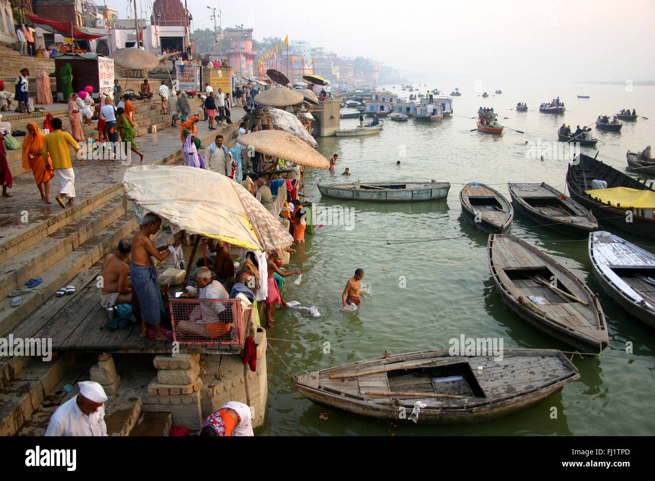 Crowd on a ghat of Varanasi on the banks of the Ganges , India Stock ...