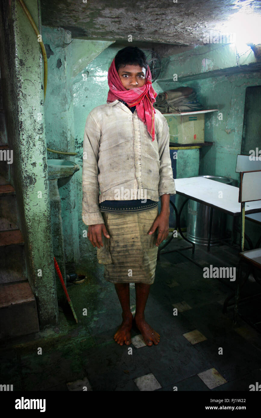 India orphan hi-res stock photography and images - Alamy