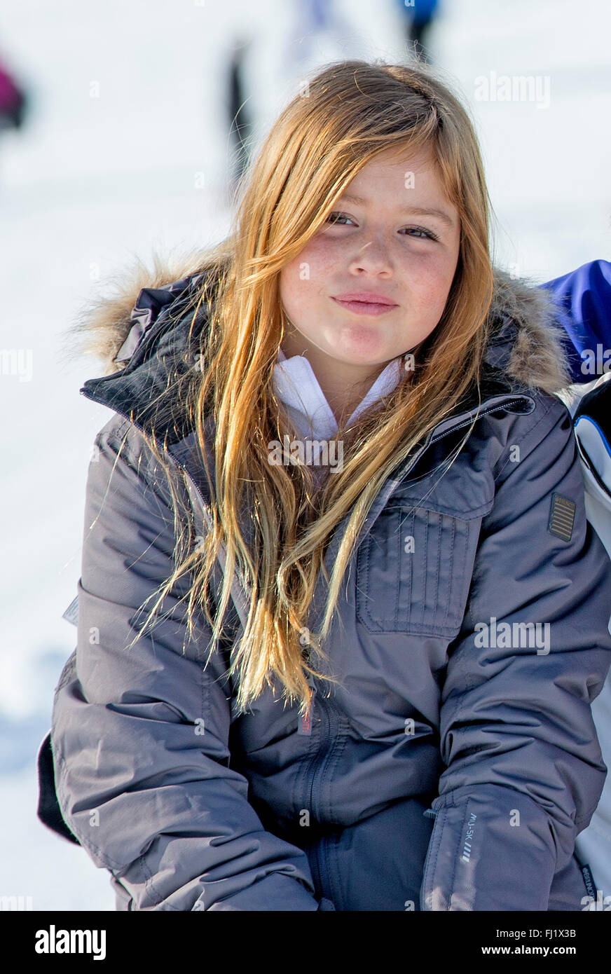 Princess Alexia of The Netherlands breaks her leg while skiing, after ...