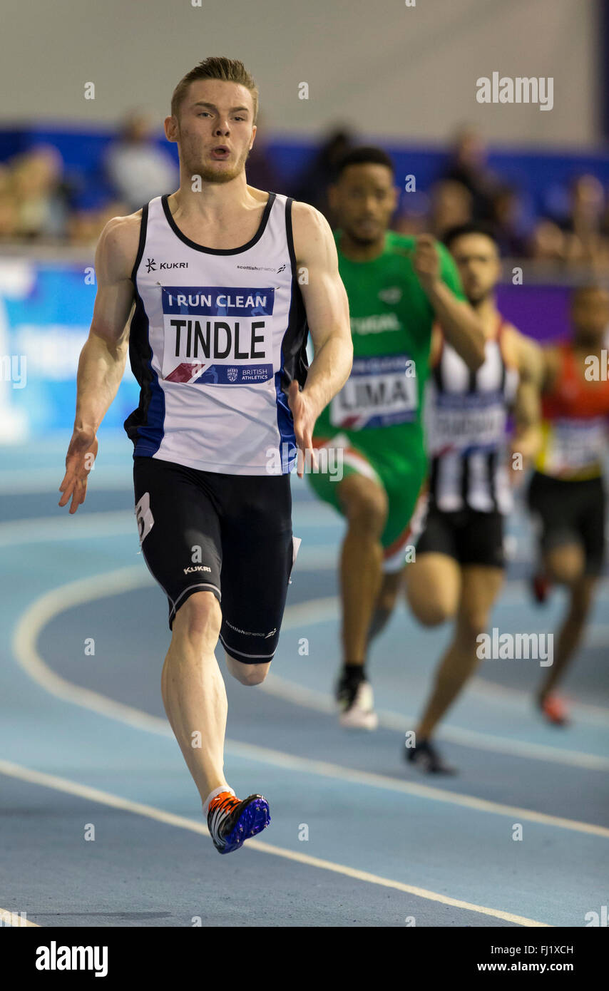 Mens 200m semi final hi-res stock photography and images - Alamy