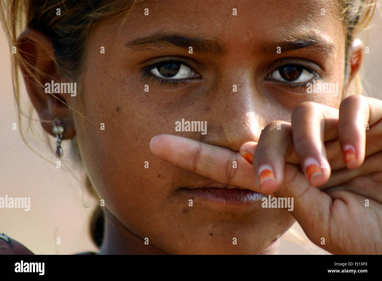 Portrait of Indian hindu woman during Pushkar mela- Pushkar camel fair ...