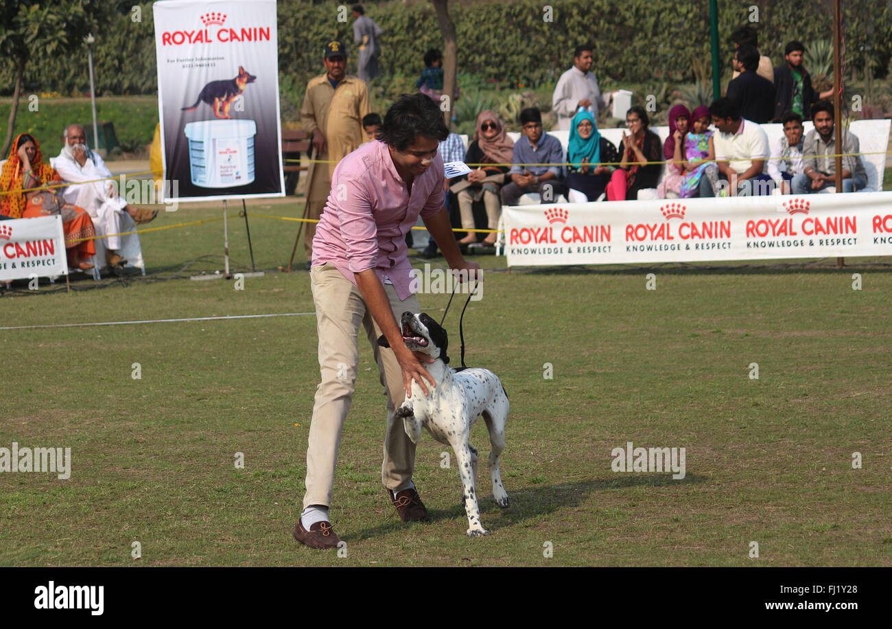 Pakistani People with their pets participating in Dog Show "Royal ...