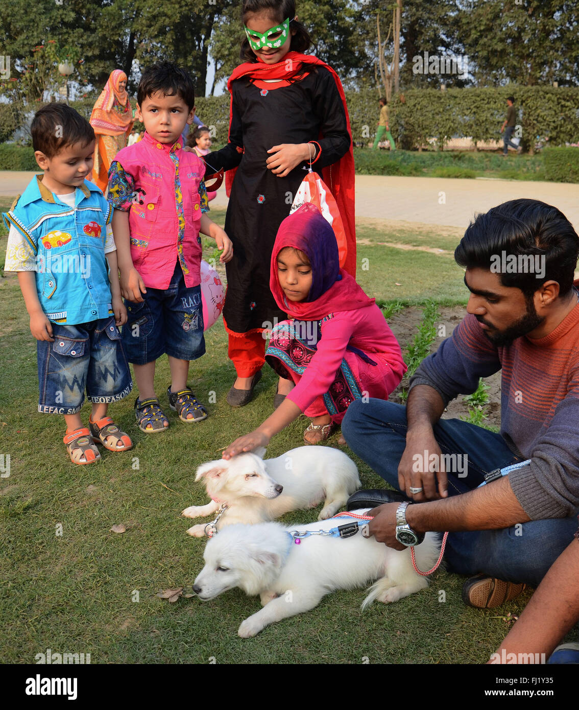 Pakistani People with their pets participating in Dog Show "Royal ...