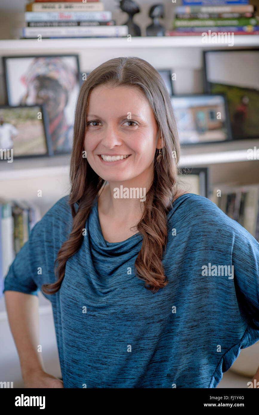 Office setting hi-res stock photography and images - Alamy