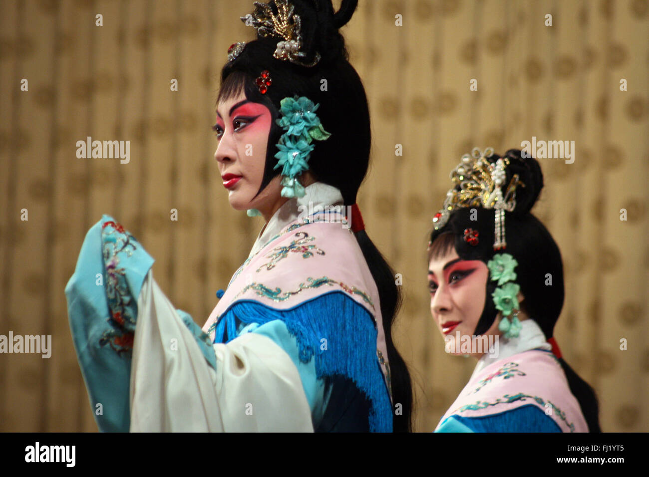 china portrait face people eyes Stock Photo - Alamy