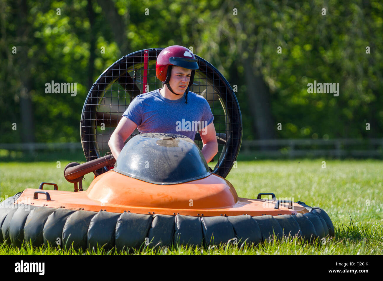 Air cushion hi-res stock photography and images - Alamy
