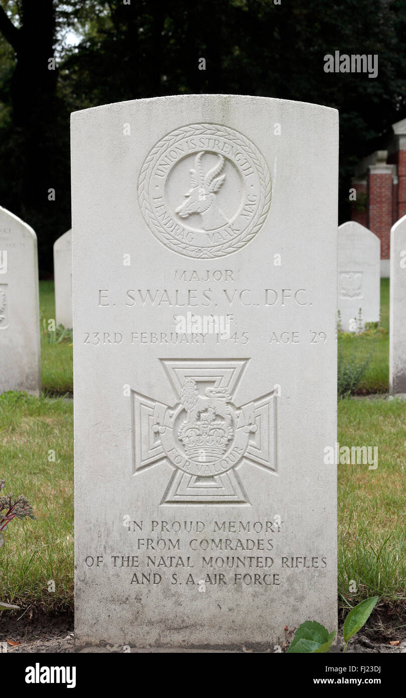 Grave of Major E Swales VC DFC in the CWGC Leopoldsburg War Cemetery ...